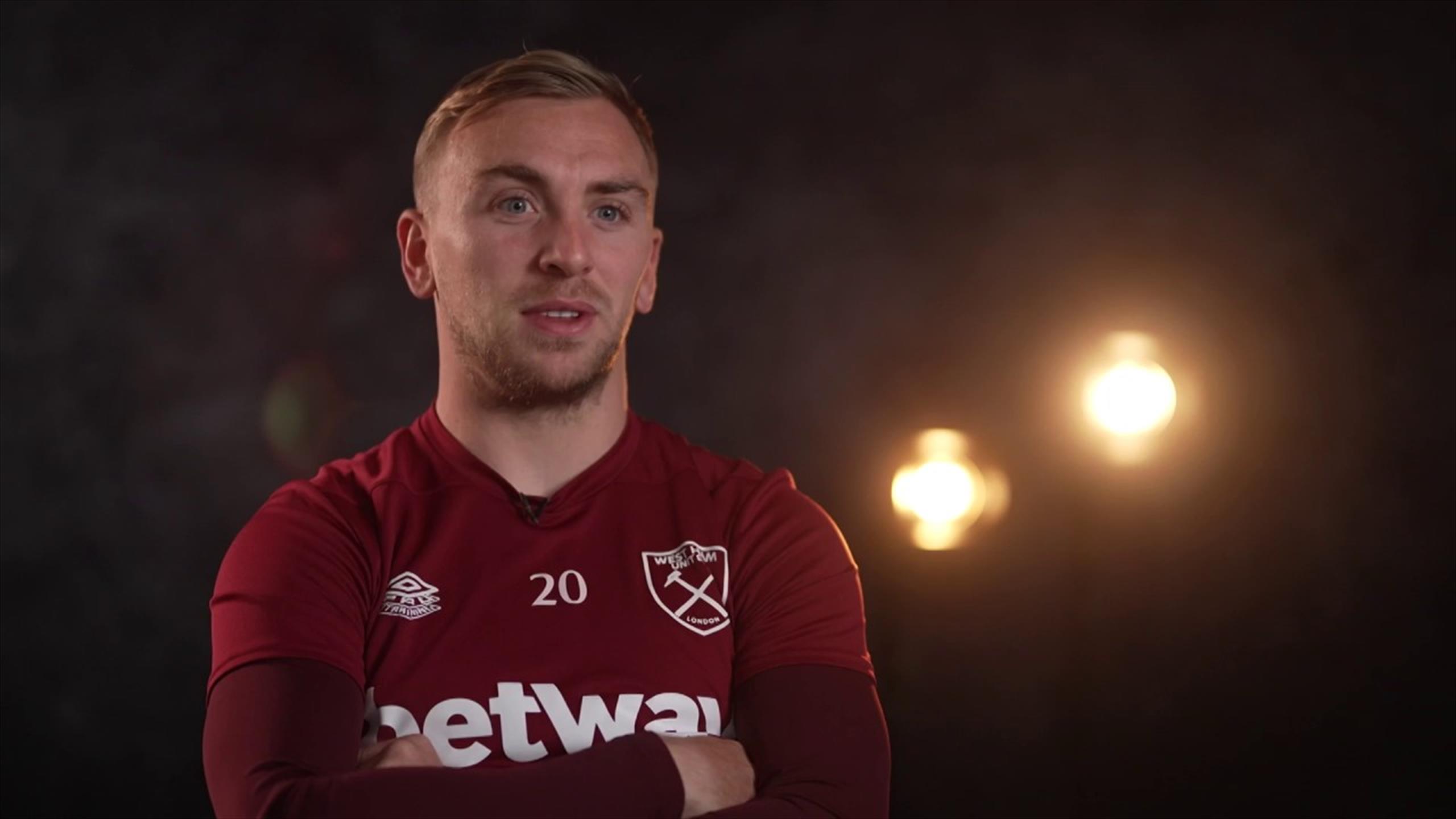 West Ham forward Jarrod Bowen looking to Liverpool's Mohamed Salah and ...