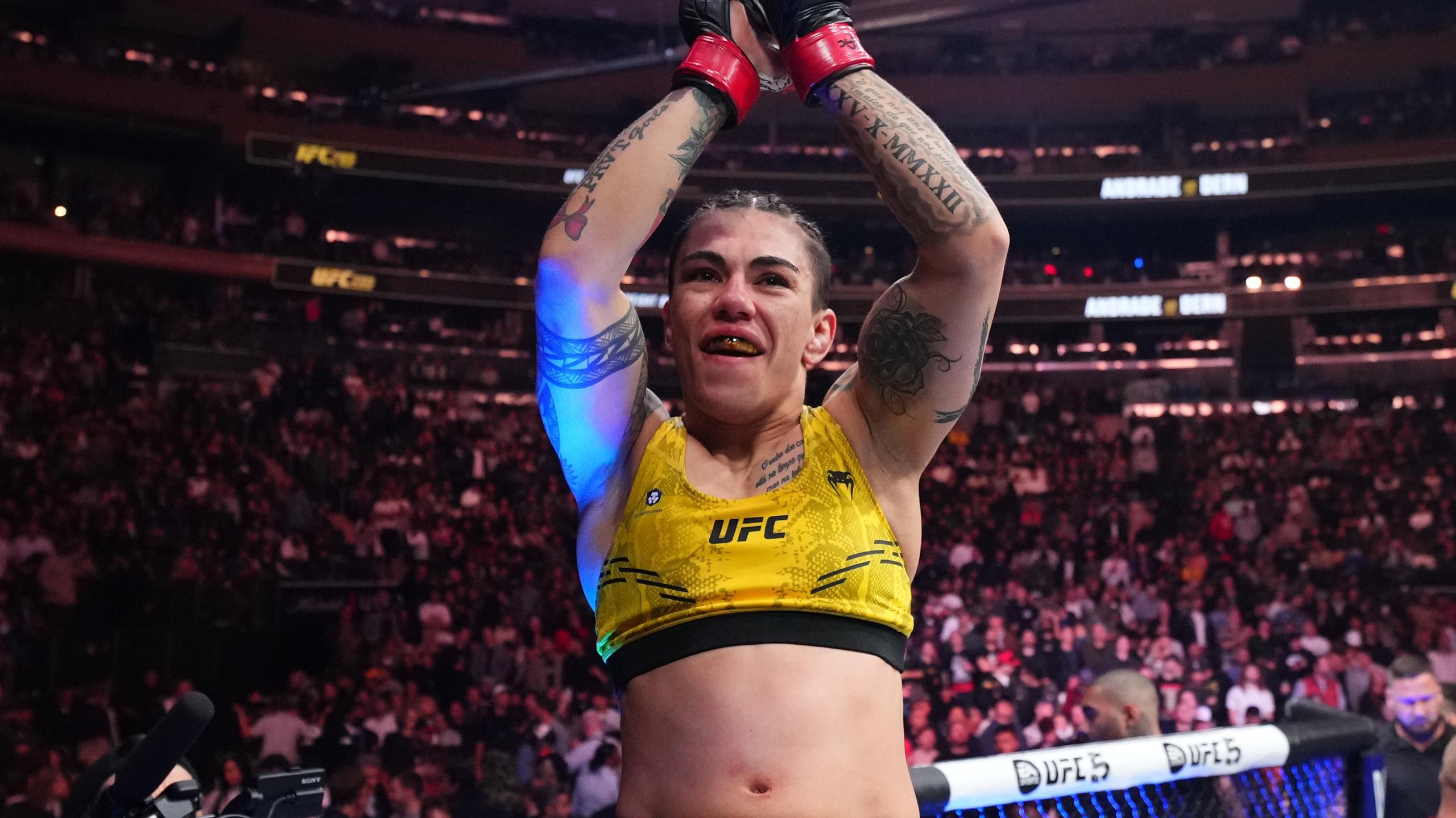 Jessica Andrade knocks down Mackenzie Dern to seal stunning victory at ...