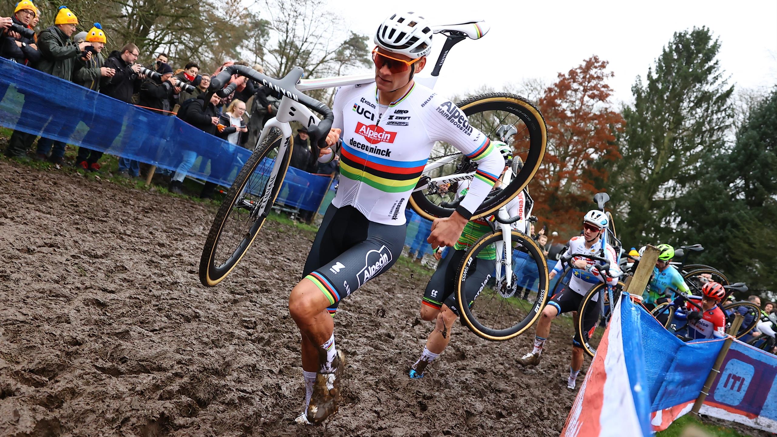 Mathieu van der Poel startet in Cross-Saison: Highlights aus Herentals ...