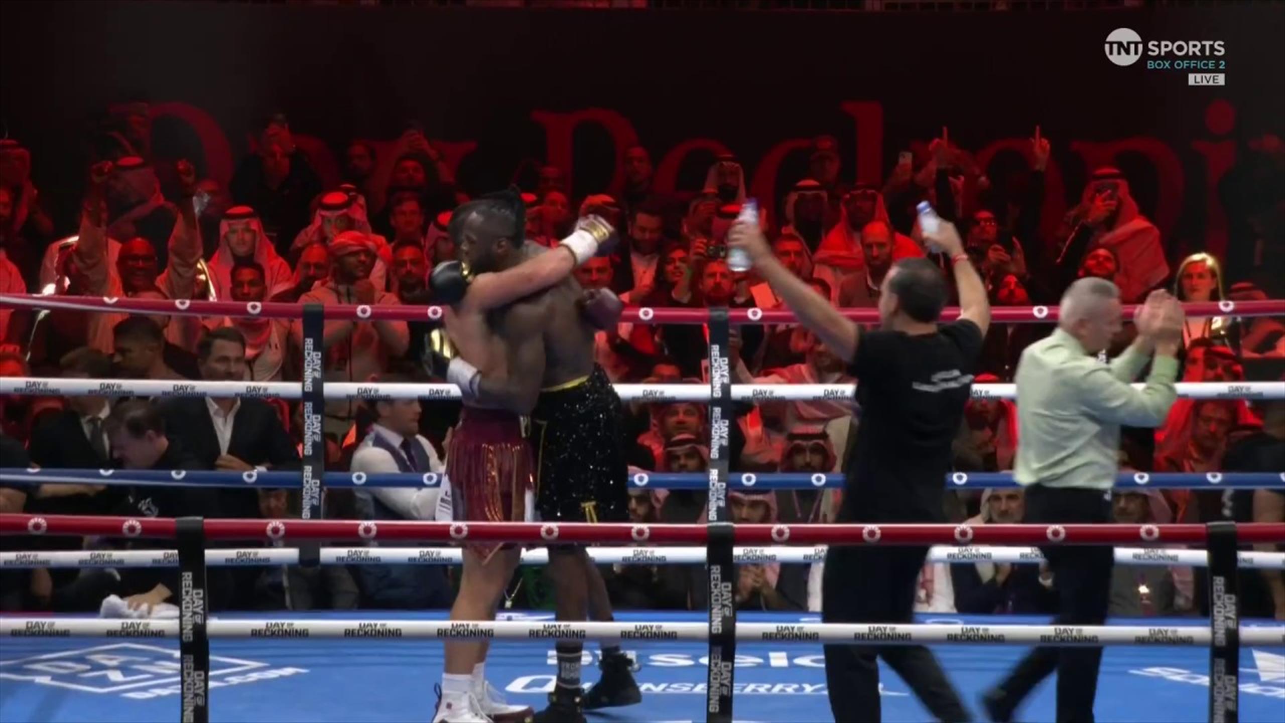 Deontay Wilder and Joseph Parker share a hug after 'Day of Reckoning ...