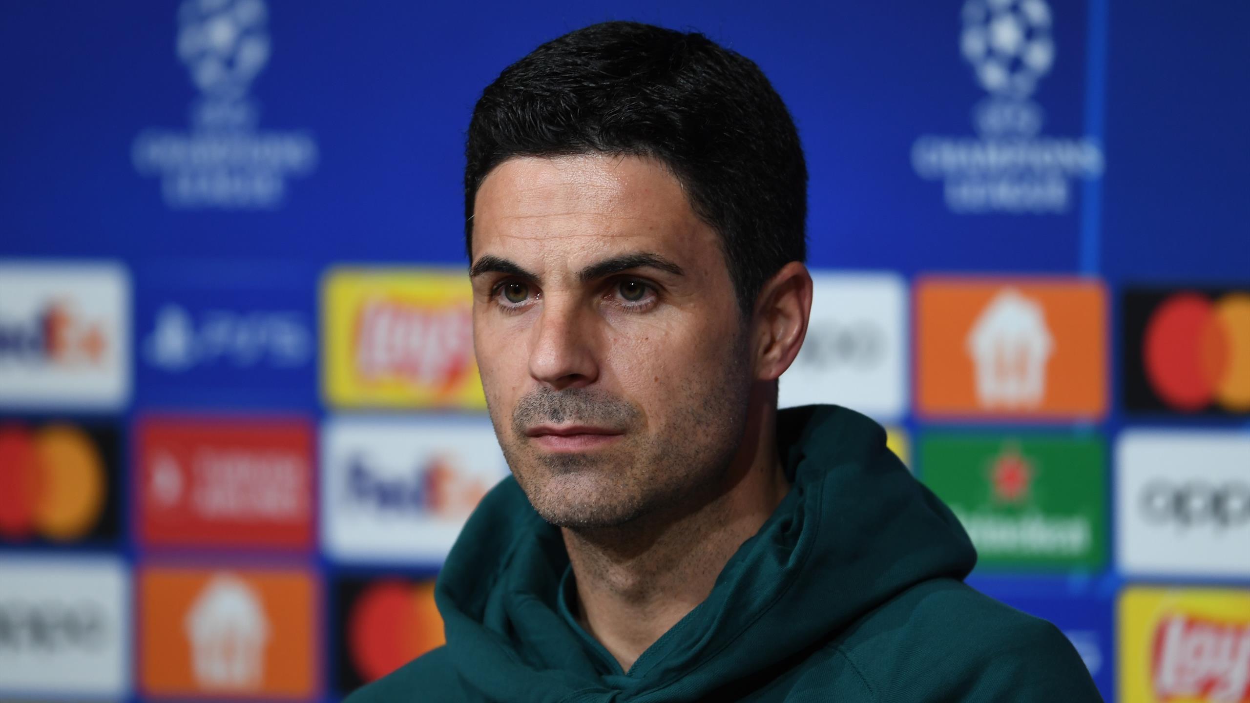 BBC Football: Tottenham Hotspur >> Peter Crouch Profile