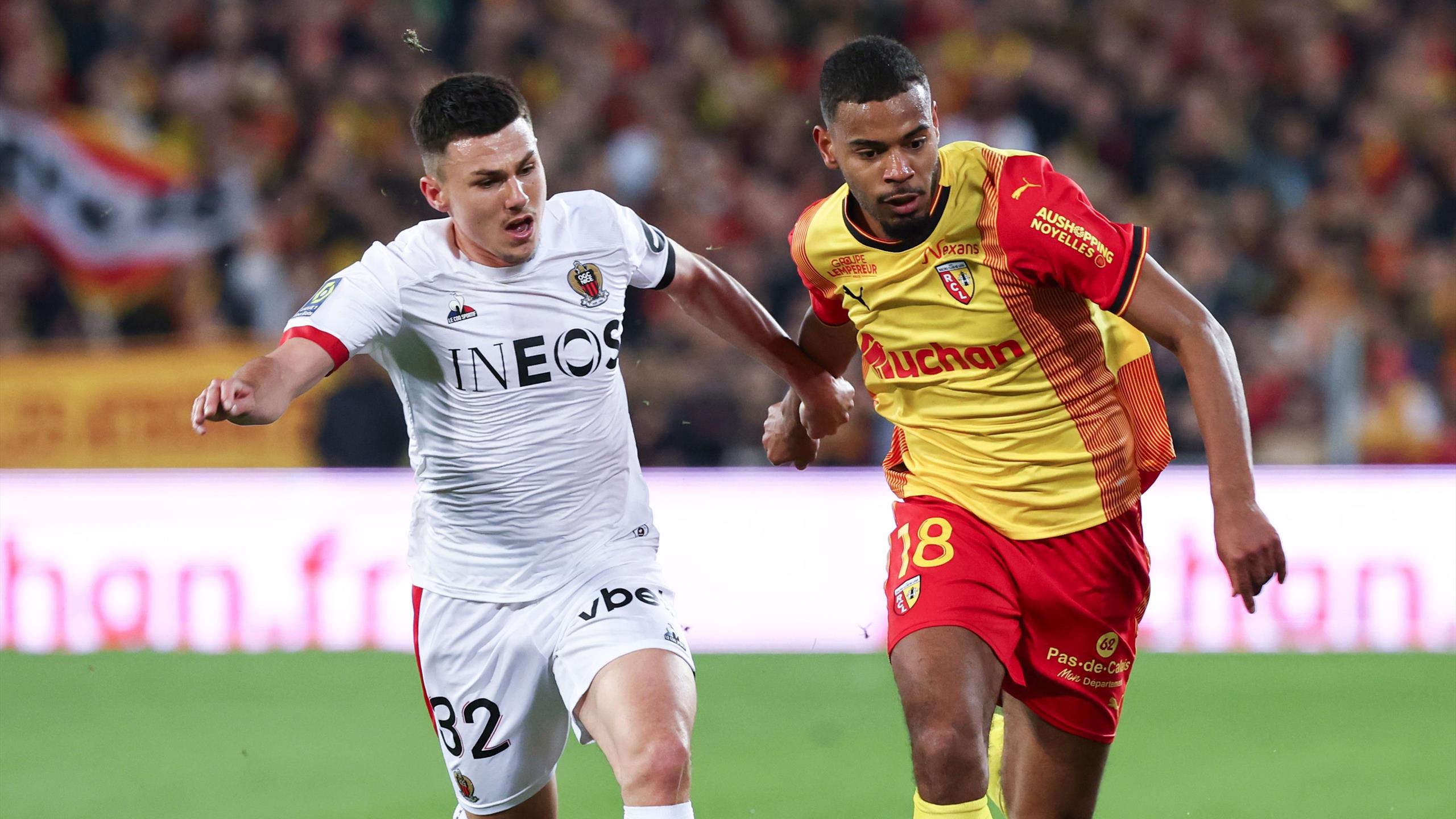 Nice s'impose contre Lens (2-0) et monte sur le podium lors de la 21ème journée de Ligue 1 2024-2025