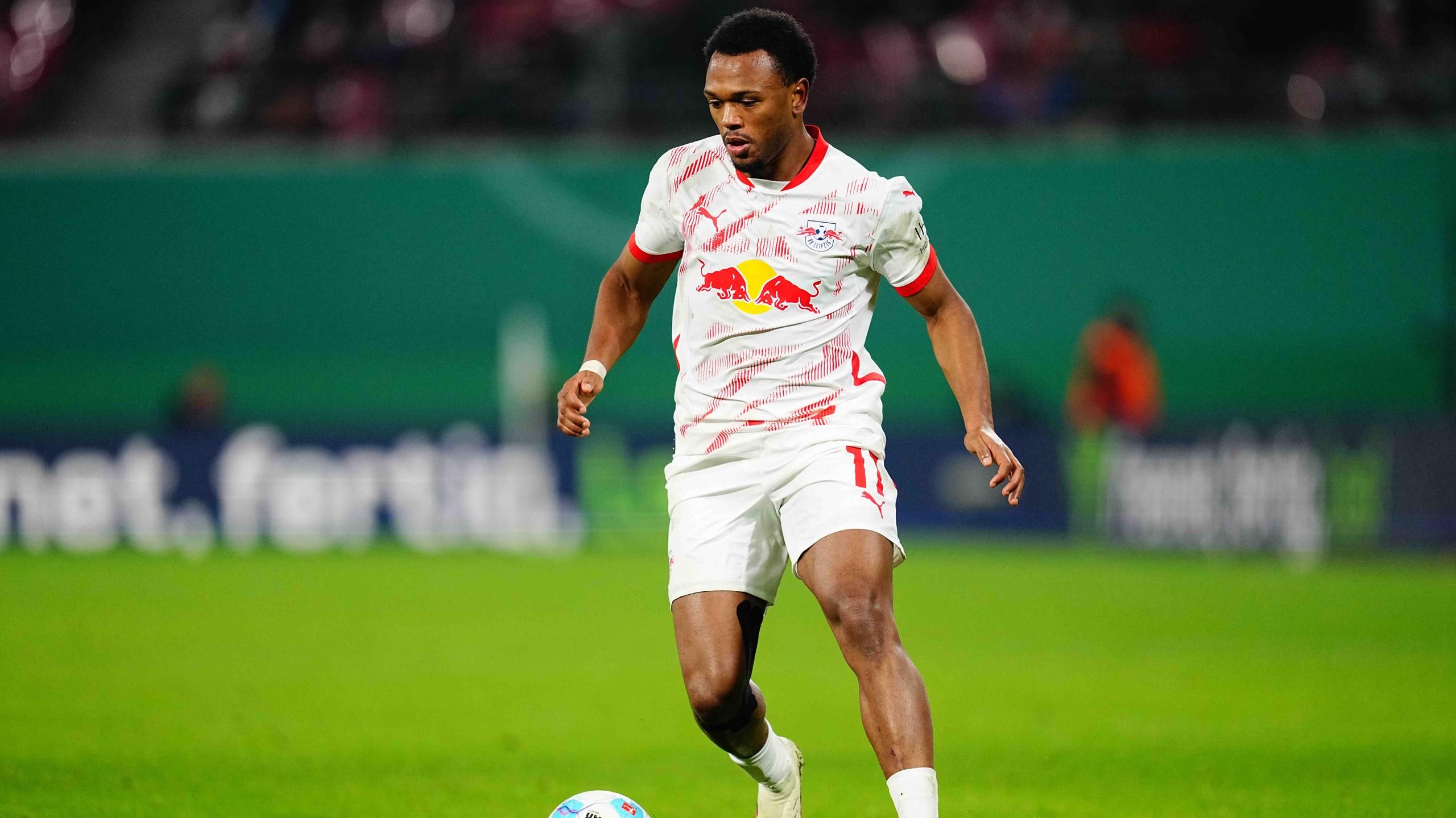 Holstein Kiel - RB Leipzig live im Ticker: Bringt Kiel Roses ...