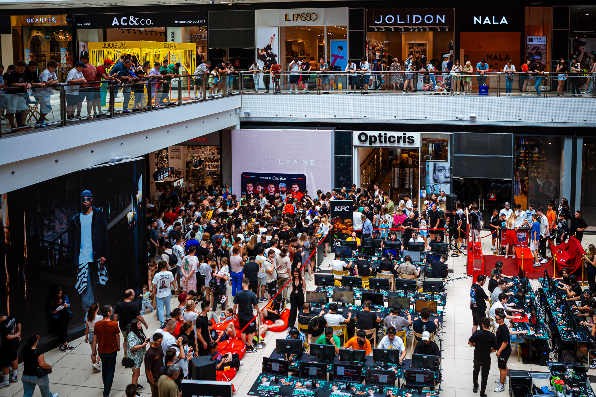 Sute de echipe și mii de gameri sunt așteptați la a treia ediție a ...