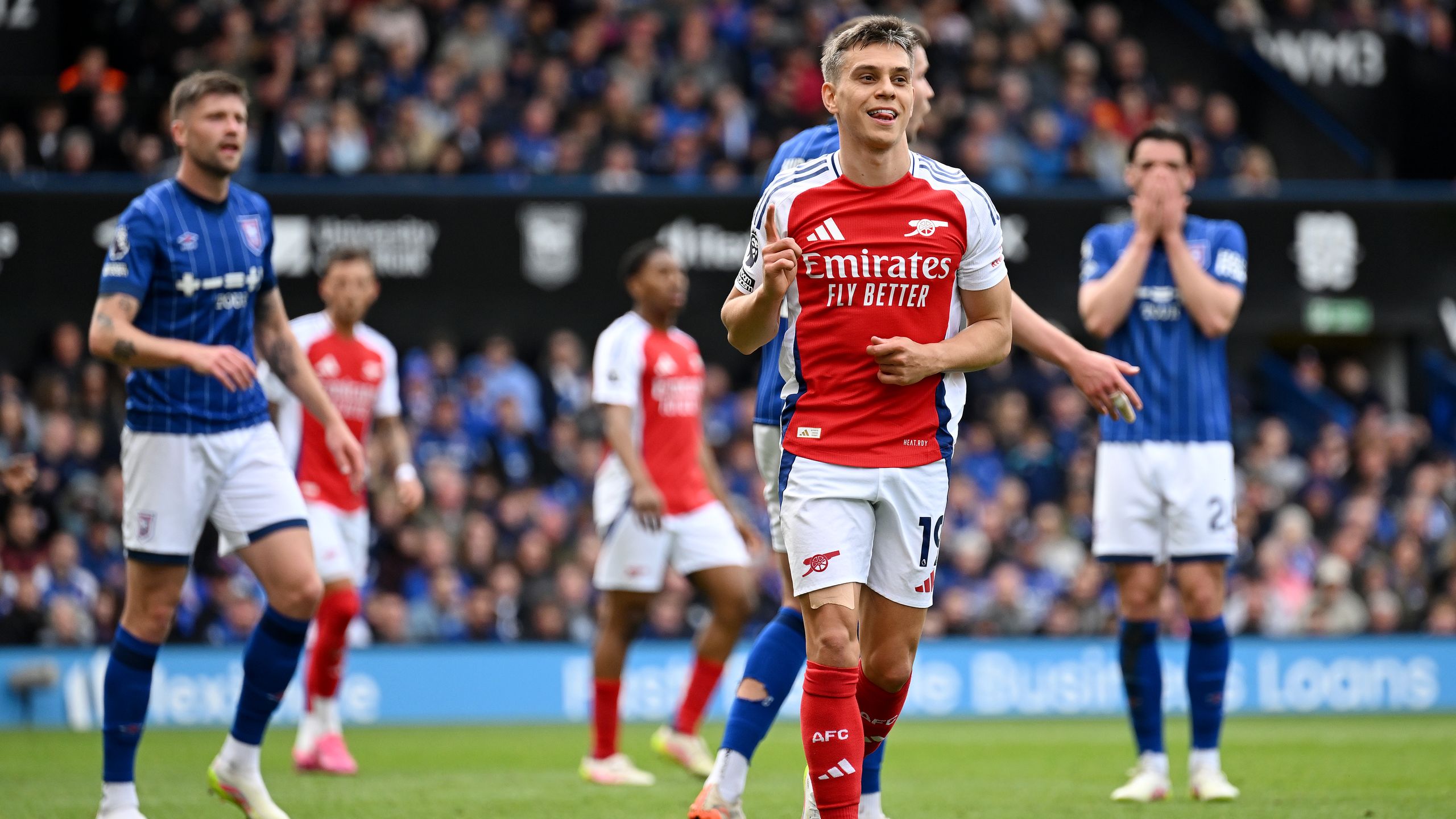 Arsenal v Crystal Palace - Premier League latest as Mateta earns Palace ...