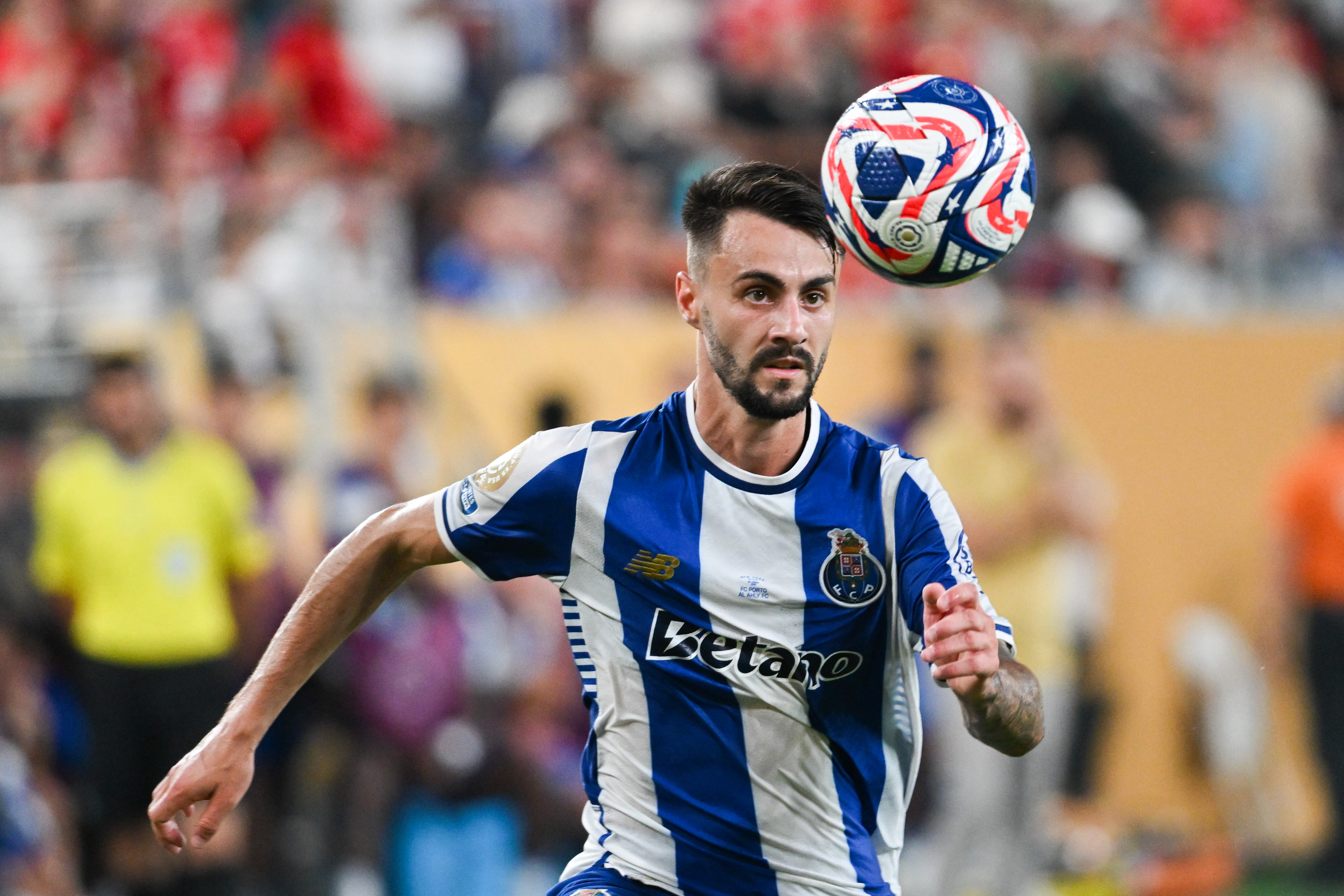 FC Bayern München sucht Verstärkungen per Leihe: Jadon Sancho eine der ...