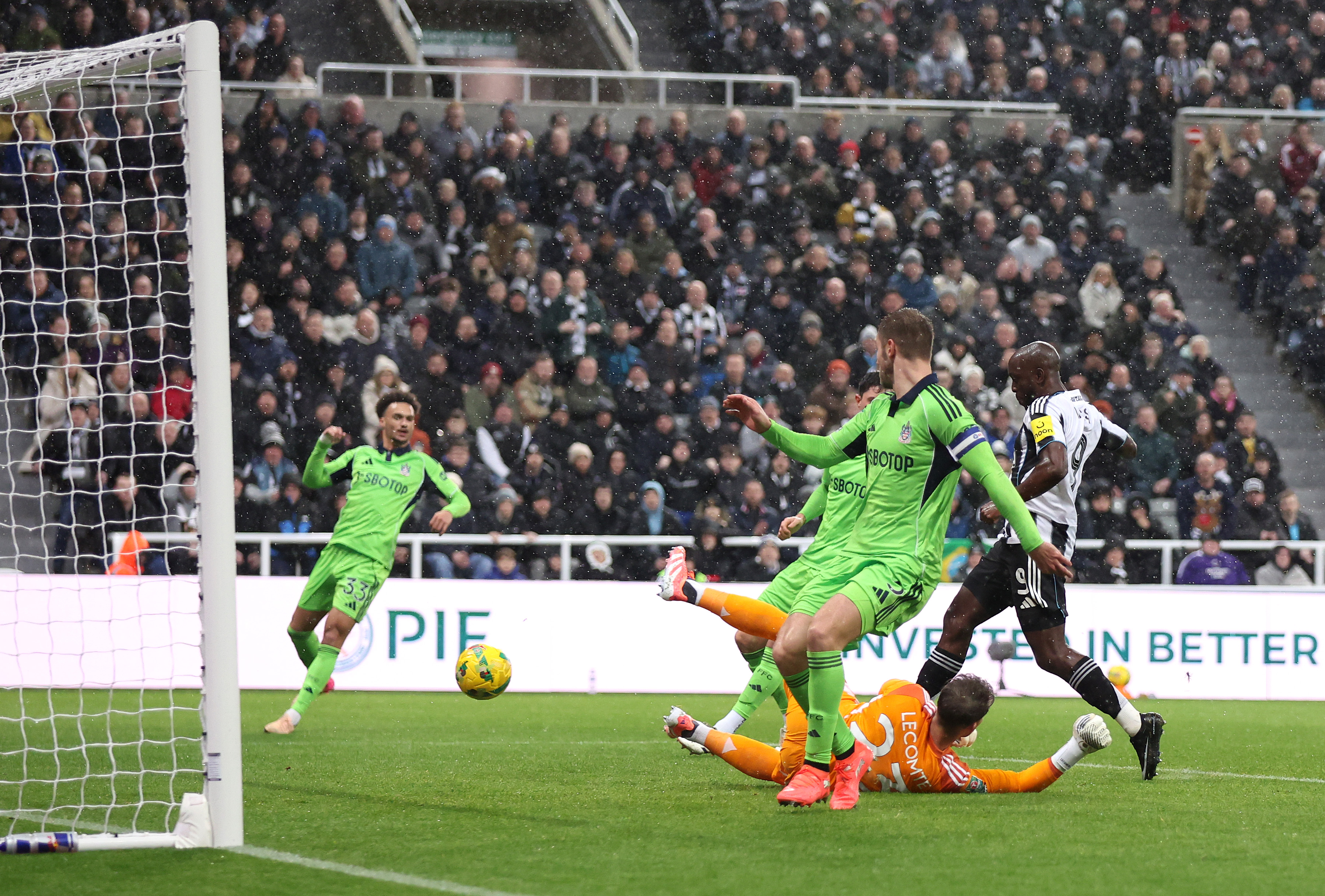 Newcastle United 2-1 Fulham: Carabao Cup quarter-final result as Lewis ...