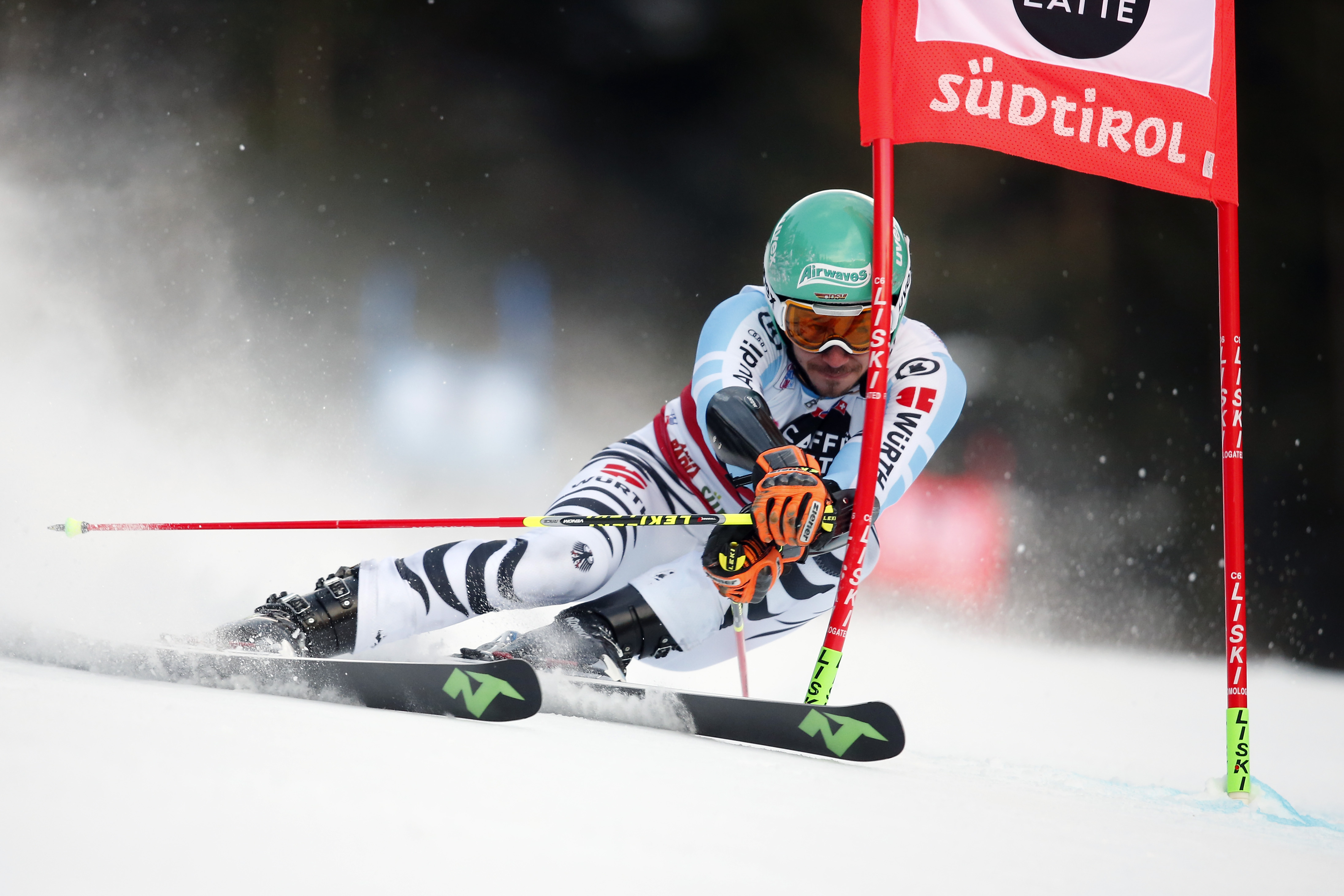 Felix Neureuther poltert wegen Slalomweltcup in Alta Badia am Montag ...
