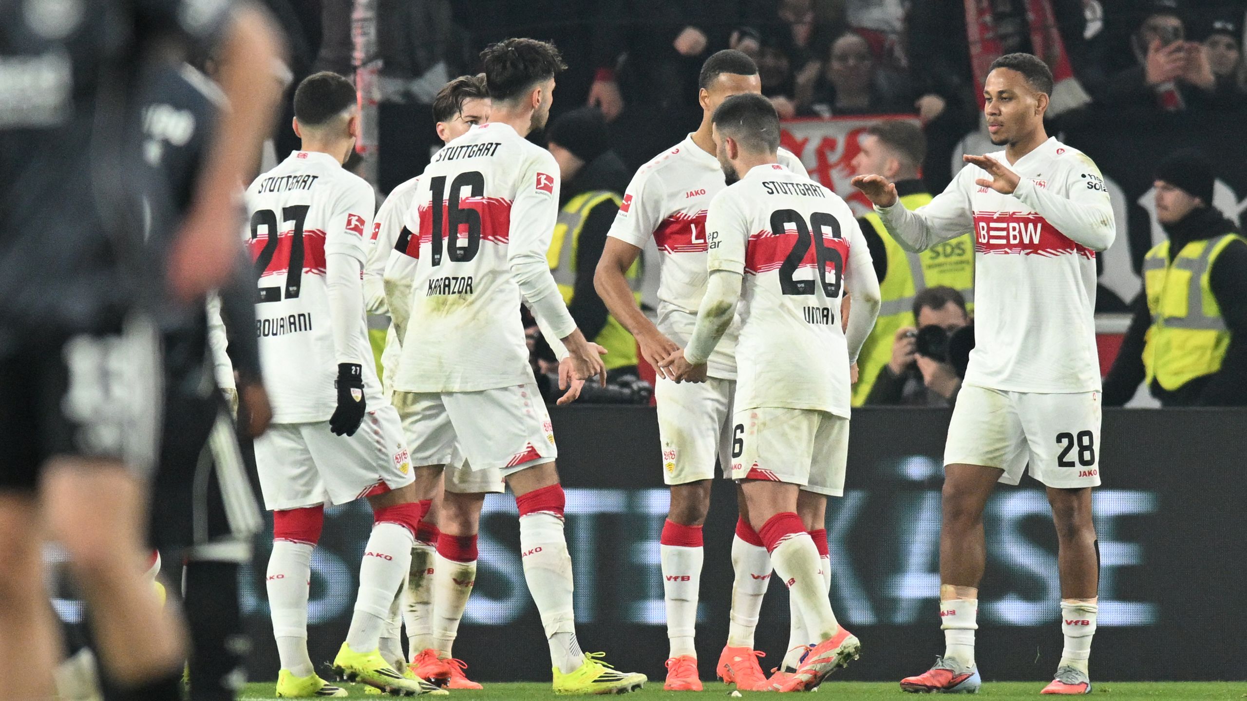 So lief VfB Stuttgart gegen Eintracht Frankfurt - Später Schock für die ...