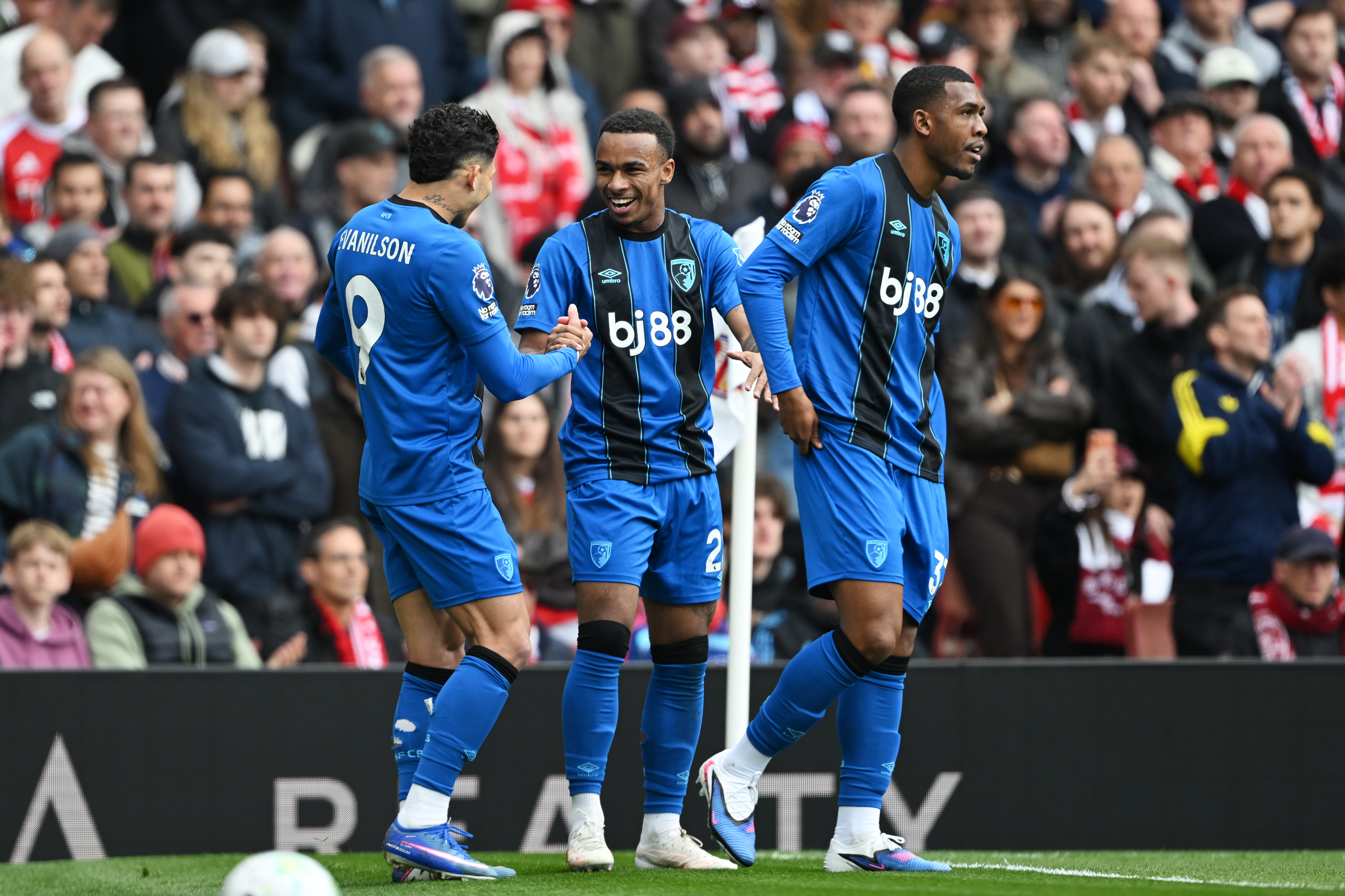 Premier League - 32e journée - Revivez la victoire de Bournemouth sur ...