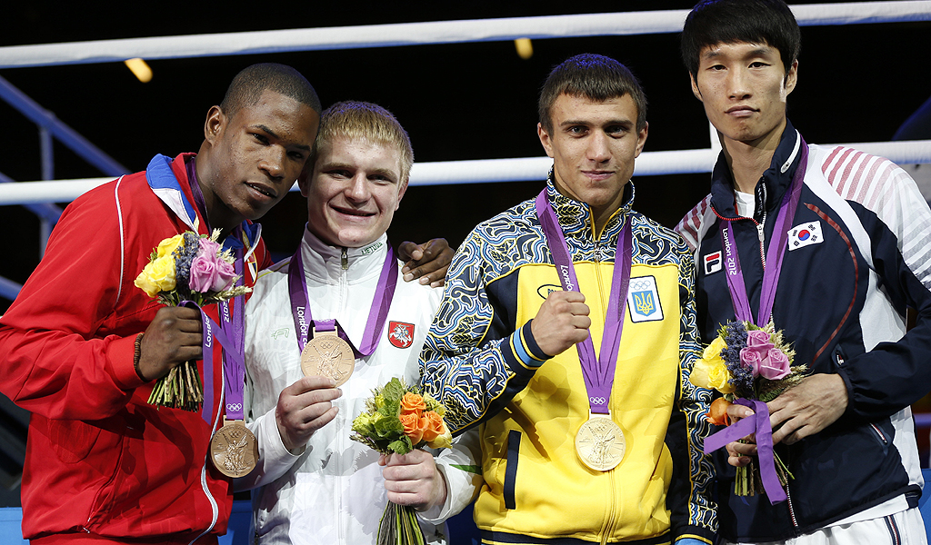 Judgement day for Olympic star Lomachenko - TNT Sports