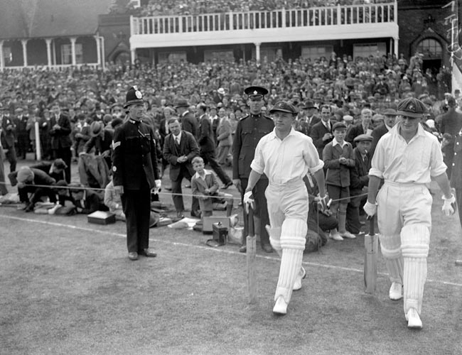 On This Day in 1932: England beat Australia in first Ashes Test of ...