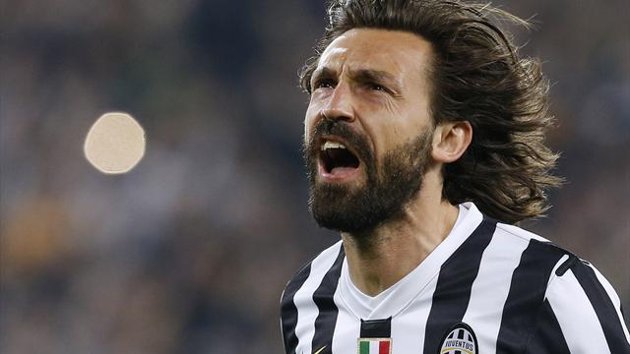 Pirlo fools keeper and entire defence with genius free kick - TNT Sports