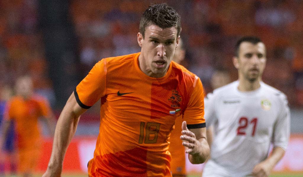 Eurosport Roundtable: Who should Louis van Gaal sign first? - TNT Sports