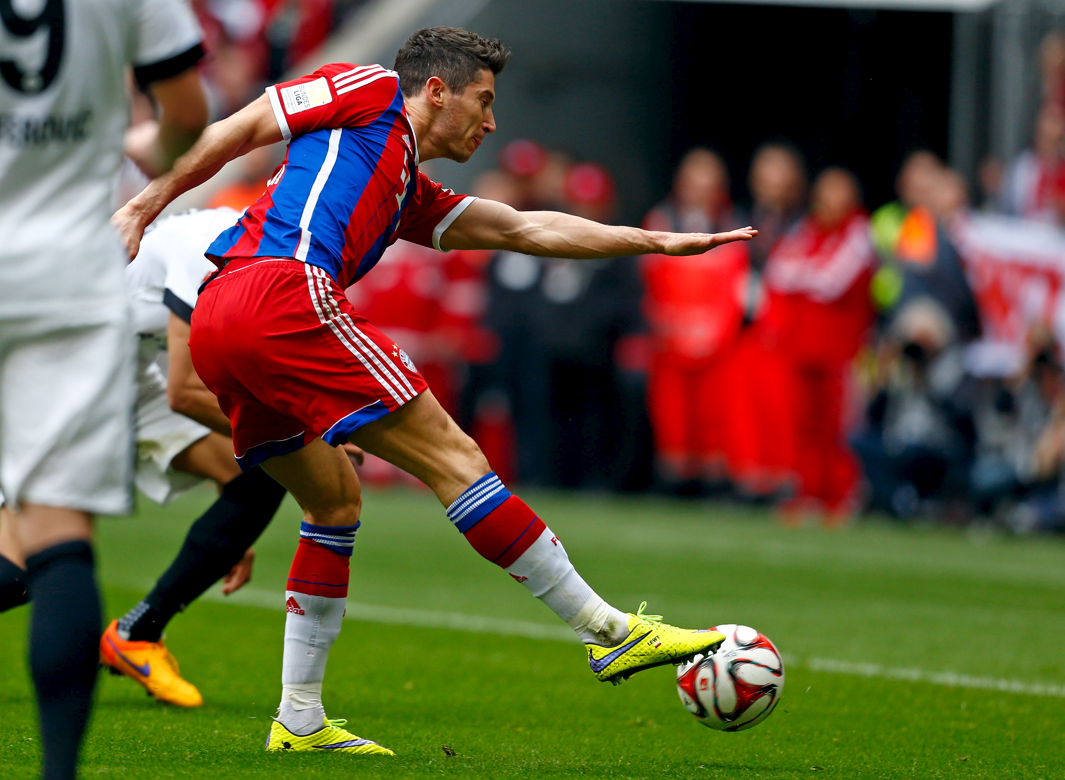 Bayern Munich striker Robert Lewandowski is back, in all of his ...
