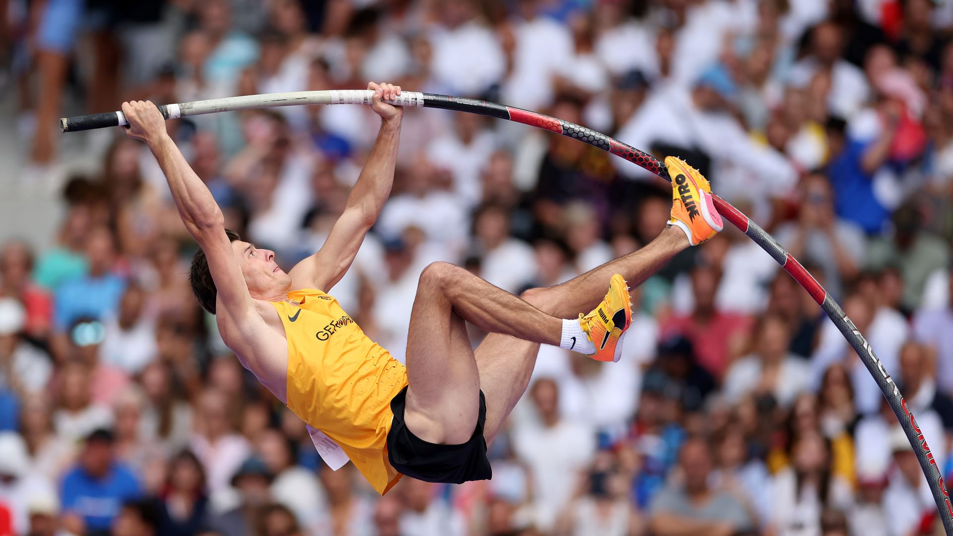 Athletics Men | Pole Vault Qualifiers B & Decathlon Pole Vault Group B ...